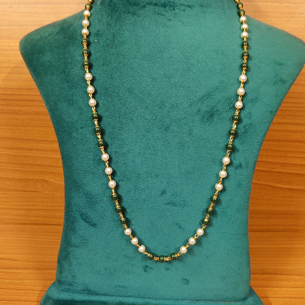 GREEN BEADS & PEARL SINGLE LINE NECKLACE – Sanvi Jewels