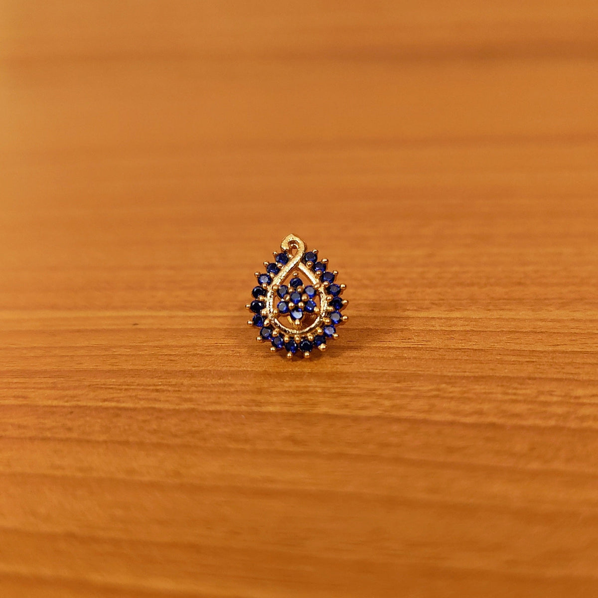 Blue Pear Shaped Gold Plated Nose Pin – Sanvi Jewels